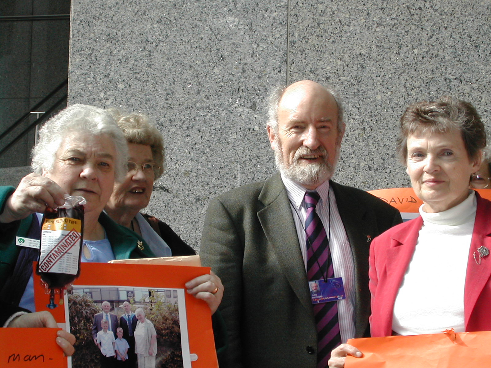 77,000 UK citizens demand end to their chemical contamination | WWF